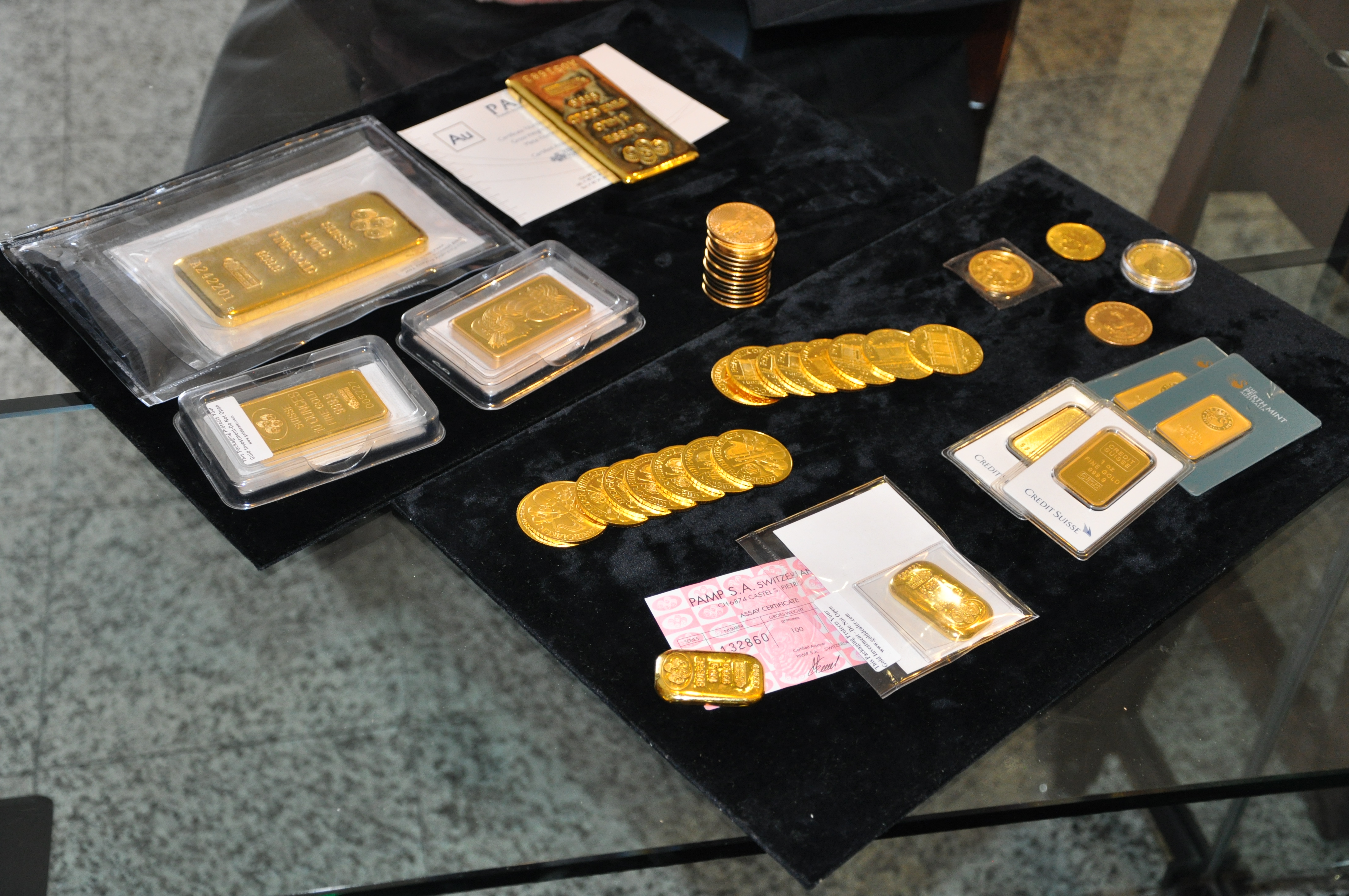 About Us - GoldDealer.com